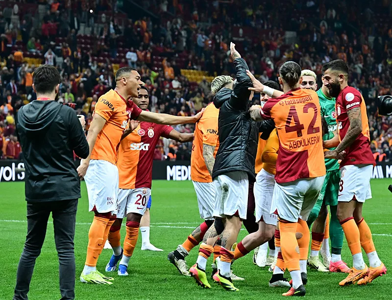 Son dakika Galatasaray transfer haberleri: Galatasaray'ın ilk transferi ...