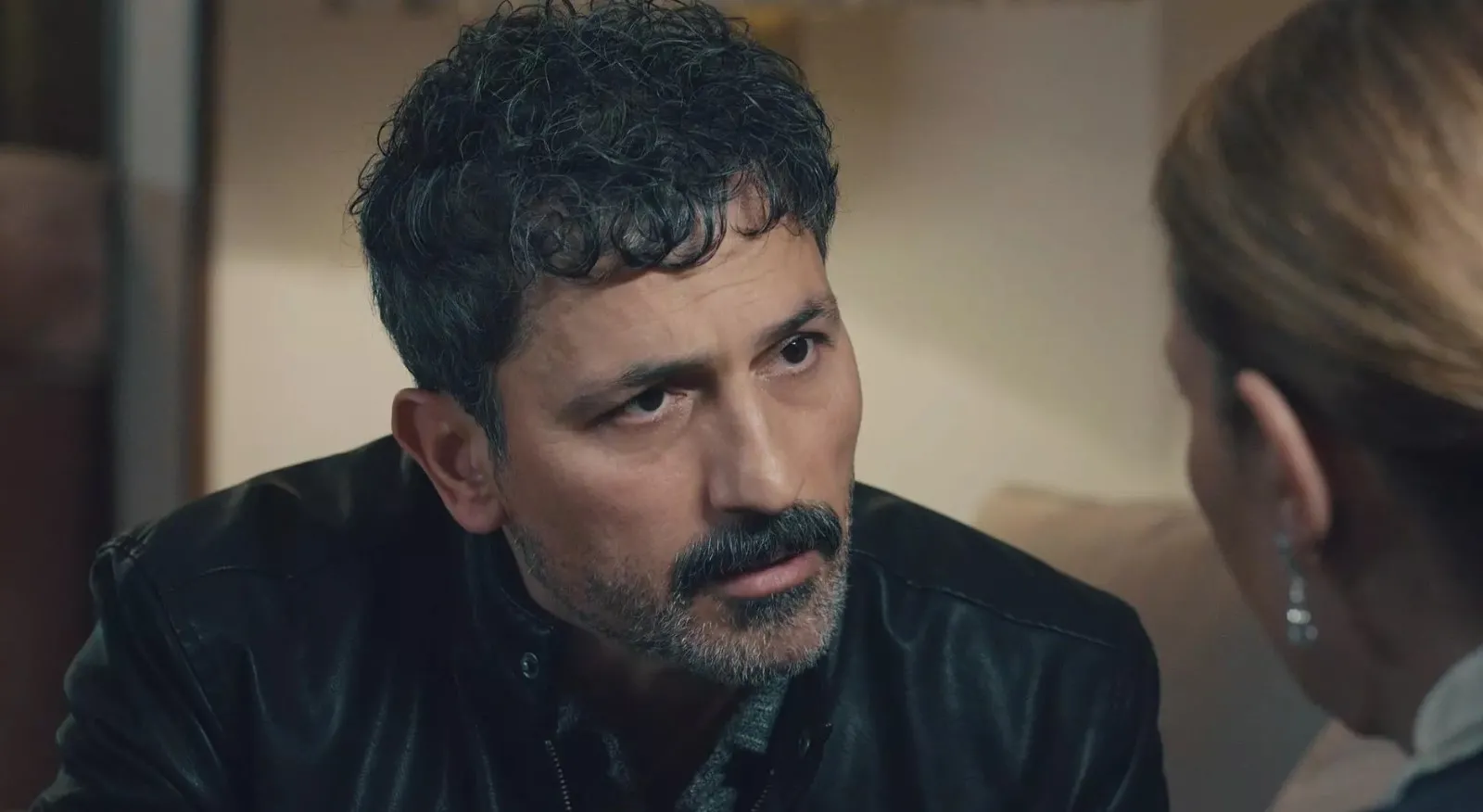 YALAN DİZİSİ OYUNCULARI, KARAKTERLERİ VE KONUSU || Kanal D'nin Yalan ...