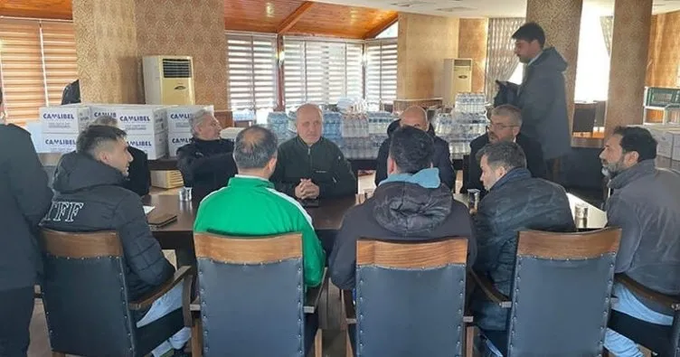 YÖK Başkanı Özvar, deprem bölgesinde - Ekonomi Haberleri YÖK Başkanı Özvar, deprem bölgesinde - Ekonomi Haberleri