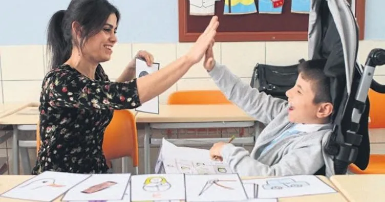 Yapraklar işe yaradı - Akdeniz Haberleri Yapraklar işe yaradı - Akdeniz Haberleri