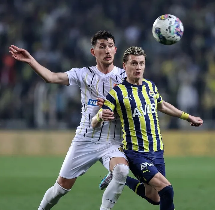 Son dakika Fenerbahçe transfer haberleri: Fenerbahçe'den nefesleri ... Son dakika Fenerbahçe transfer haberleri: Fenerbahçe'den nefesleri ...
