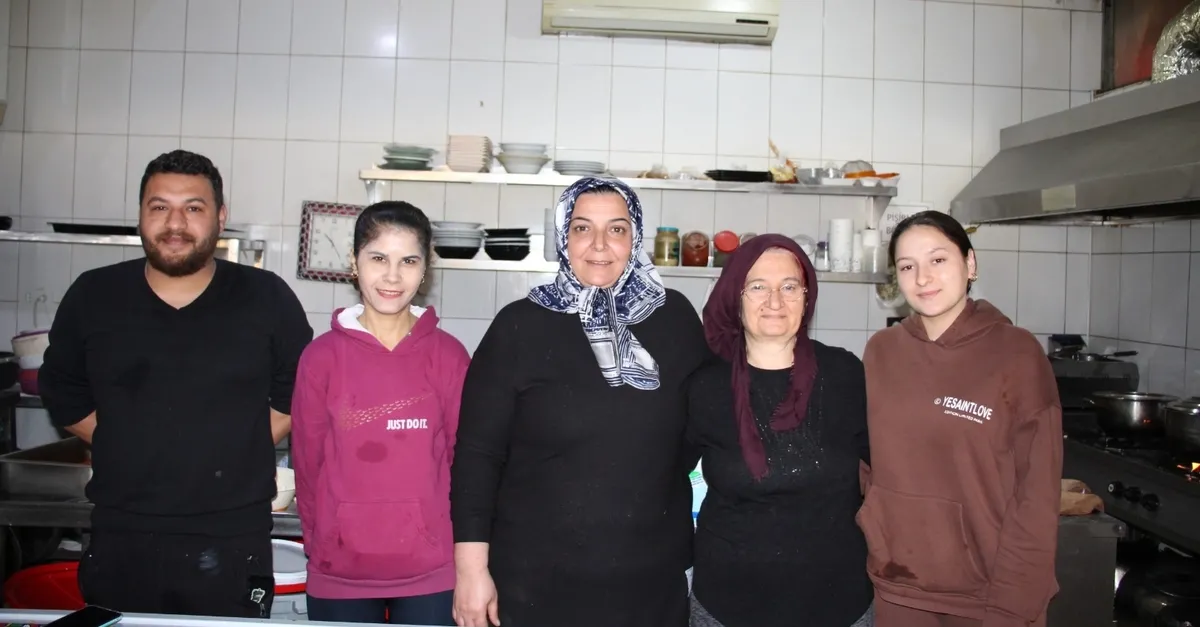 "Türk kadını güçlüdür" - Antalya Haberleri