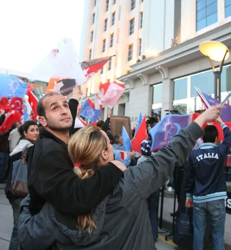 AK Parti Genel Merkezi zaferi böyle kutladı - Galeri - Türkiye AK Parti Genel Merkezi zaferi böyle kutladı - Galeri - Türkiye
