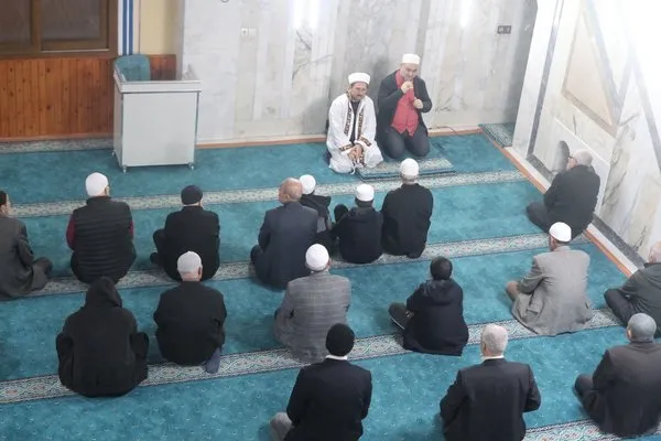 Seher vaktinde sabah namazı buluşmaları devam ediyor - Adana Haberleri Seher vaktinde sabah namazı buluşmaları devam ediyor - Adana Haberleri