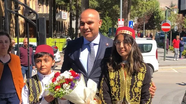 Niğde’nin yeni Valisi Mustafa Koç görevine başladı. - Niğde Haberleri Niğde’nin yeni Valisi Mustafa Koç görevine başladı. - Niğde Haberleri