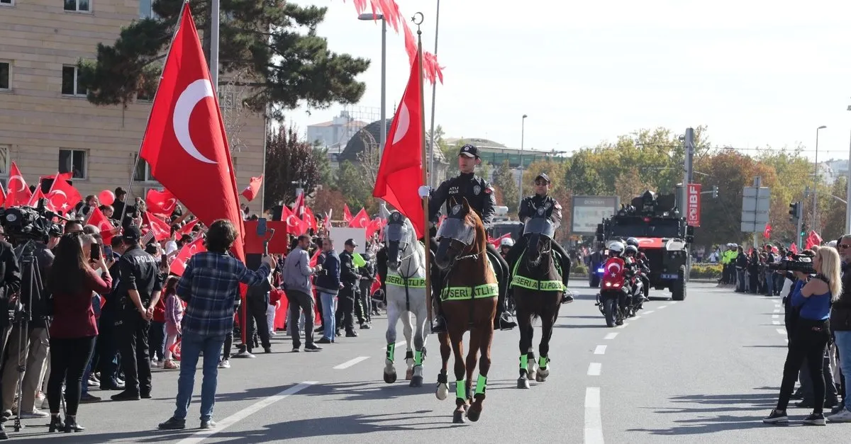 Kayseri’de Cumhuriyet’in “100‘üncü Yıl” coşkusu - Kayseri Haberleri Kayseri’de Cumhuriyet’in “100‘üncü Yıl” coşkusu - Kayseri Haberleri