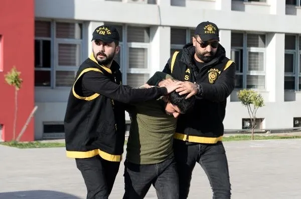 Avukatı vurmak için sinsi plan! Rengini değiştirdiler sahte plaka ... Avukatı vurmak için sinsi plan! Rengini değiştirdiler sahte plaka ...