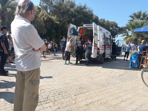 Bodrum’da evde çıkan yangından alevlerin arasından atlayarak kurtuldu ... Bodrum’da evde çıkan yangından alevlerin arasından atlayarak kurtuldu ...