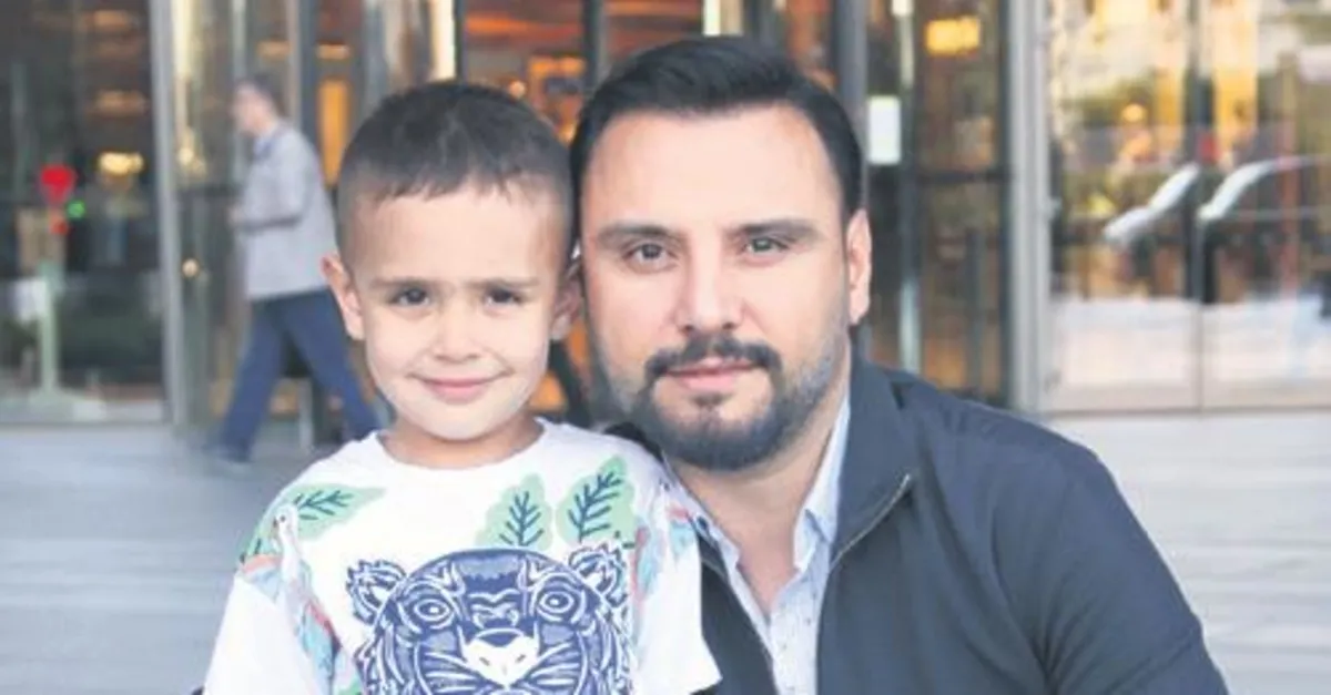 Baba-oğul baş başa - Son Dakika Magazin Haberleri