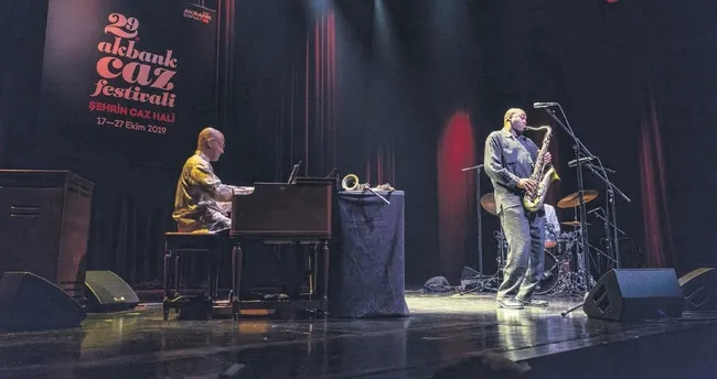 Akbank Caz’da James Carter şovu - Kültür Sanat Haberleri