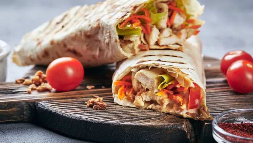 Tavuk wrap tarifi: Her lokması lezzet şöleni - Tavuk Yemekleri Haberleri