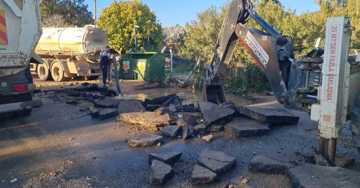 Bodrum’da isale hattı yine patladı - Muğla Haberleri