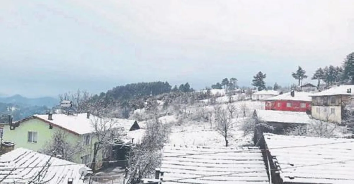 Balıkesir’e yılın ilk karı yağdı - Egeli Sabah Haberleri