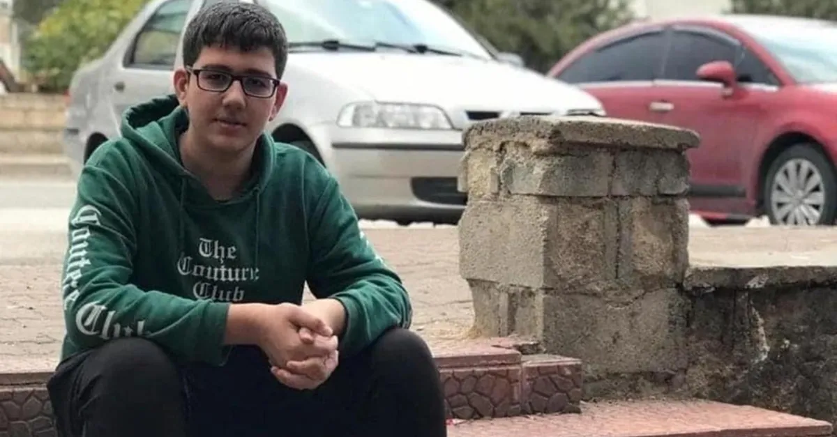 Hasan Mert maganda kurbanı oldu - Yaşam Haberleri