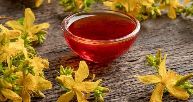Sarı Kantaron Yağının Faydaları Nelerdir? Sarı Kantaron Yağı Cilde ... Sarı Kantaron Yağının Faydaları Nelerdir? Sarı Kantaron Yağı Cilde ...