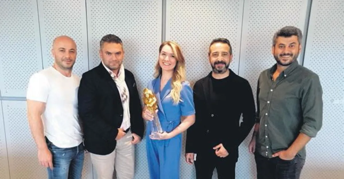 Günaydın’a MGD’den 6 ödül - Son Dakika Magazin Haberleri