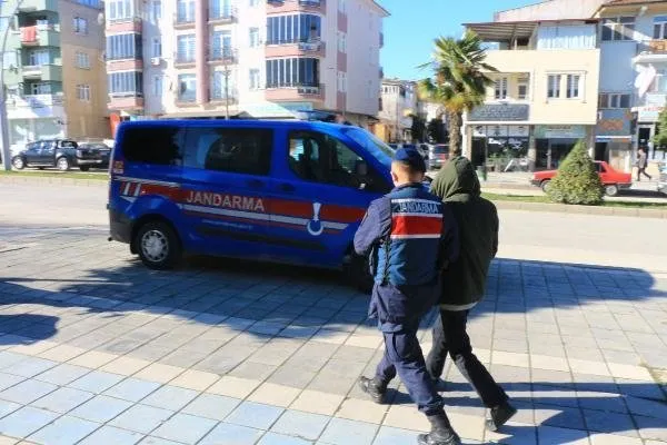 Tokat’ta iğrenç olay: Bakkal sapık çıktı! - Yaşam Haberleri Tokat’ta iğrenç olay: Bakkal sapık çıktı! - Yaşam Haberleri