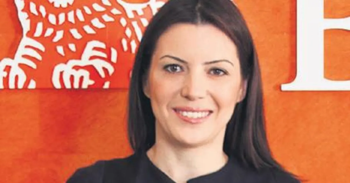 Pınar Abay 150 yıllık geleneği yıktı - Avrupa Haberleri