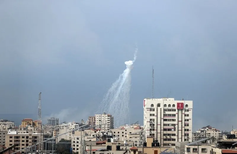 Son dakika | İsrail katliam yapıyor! Fosfor bombası ile saldırı ... Son dakika | İsrail katliam yapıyor! Fosfor bombası ile saldırı ...