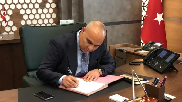 Niğde’nin yeni Valisi Mustafa Koç görevine başladı. - Niğde Haberleri Niğde’nin yeni Valisi Mustafa Koç görevine başladı. - Niğde Haberleri