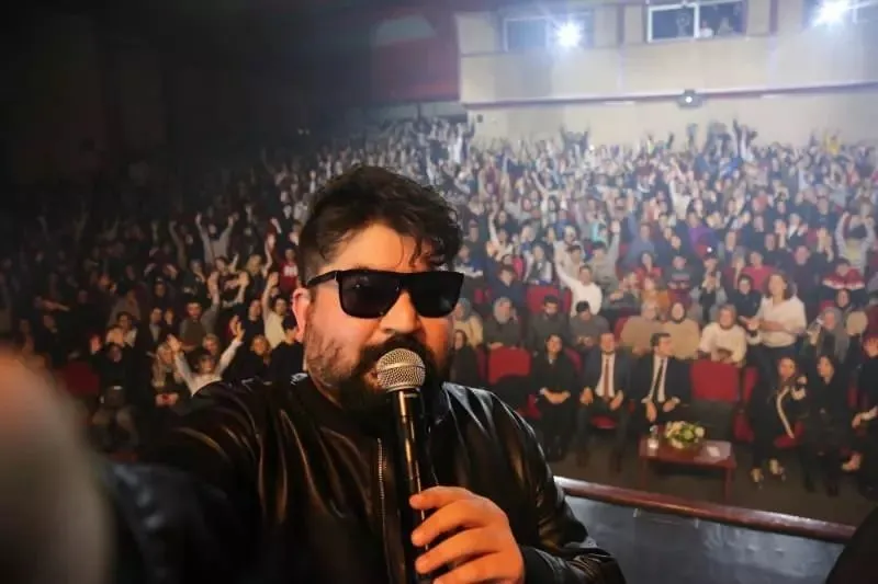 Eypio kimdir, kaç yaşında, evli mi, nereli? Eypio'nun albümleri ve ...