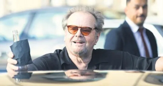 Jack Nicholson kendini eve kapattı - Son Dakika Haberler