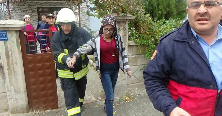 Yangında mahsur kalan çocuğu itfaiye kurtardı - Karadeniz - Doğu ... Yangında mahsur kalan çocuğu itfaiye kurtardı - Karadeniz - Doğu ...