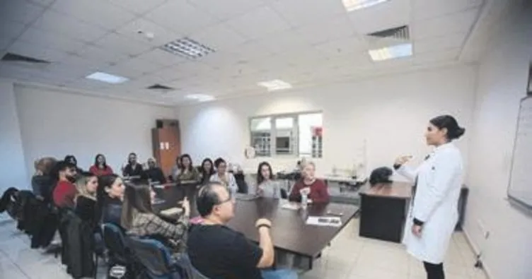 İlçe sakinlerine işaret dili eğitimi verildi - Ankara Başkent Haberleri İlçe sakinlerine işaret dili eğitimi verildi - Ankara Başkent Haberleri