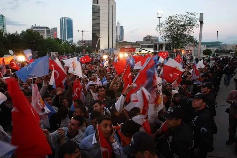AK Parti Genel Merkezi zaferi böyle kutladı - Galeri - Türkiye AK Parti Genel Merkezi zaferi böyle kutladı - Galeri - Türkiye