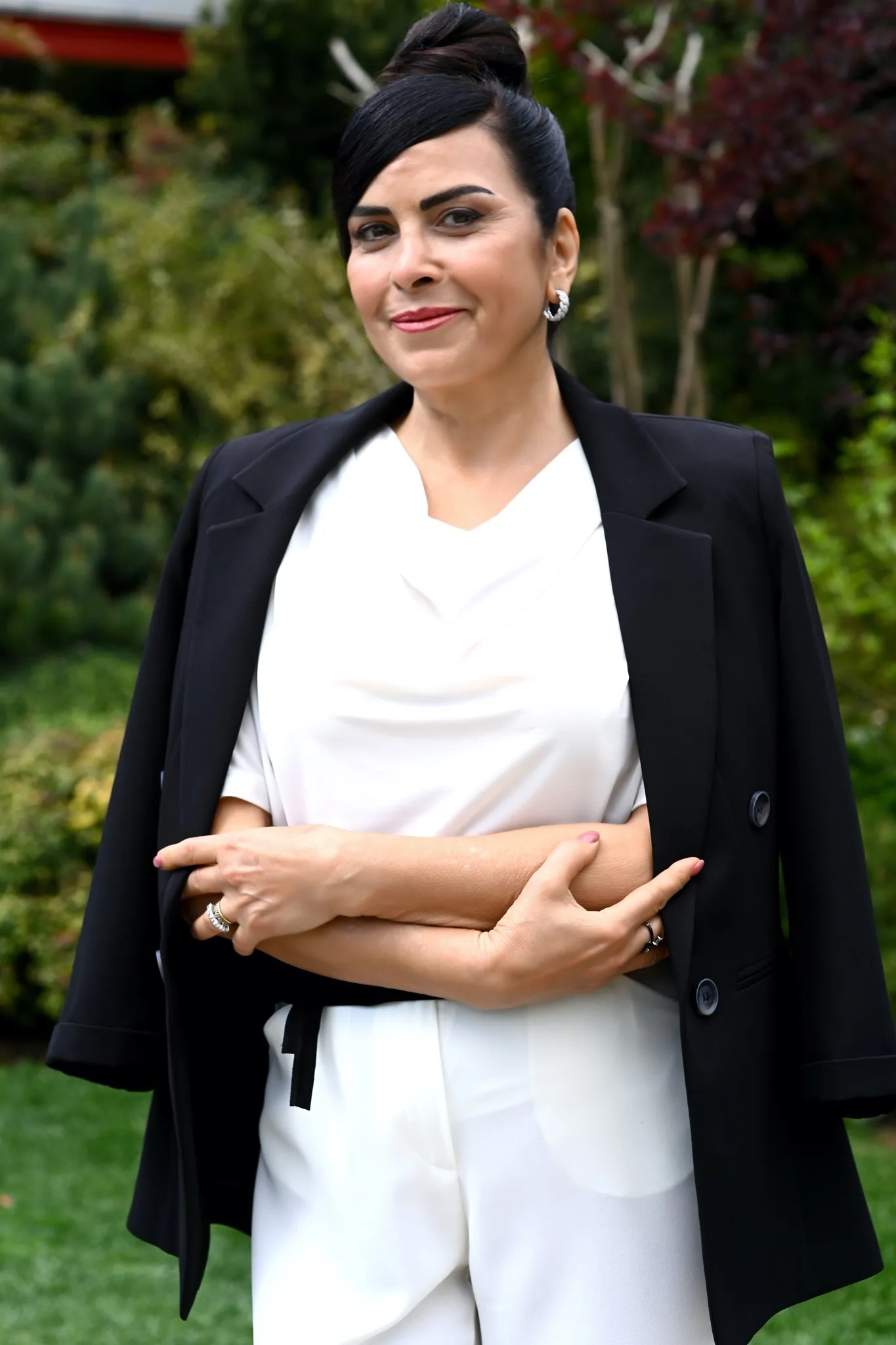 Aldatmak Mualla kimdir, kim canlandırıyor? Aldatmak’ın Mualla’sı Nursel ...