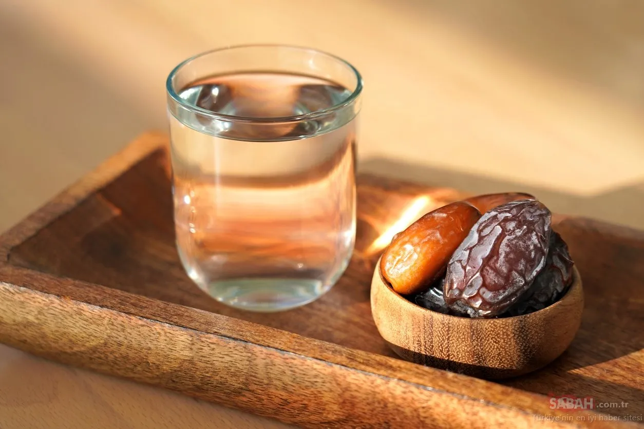 Ramazan ayında kilo almamak için bu besinleri tüketin! İşte örnek iftar ... Ramazan ayında kilo almamak için bu besinleri tüketin! İşte örnek iftar ...