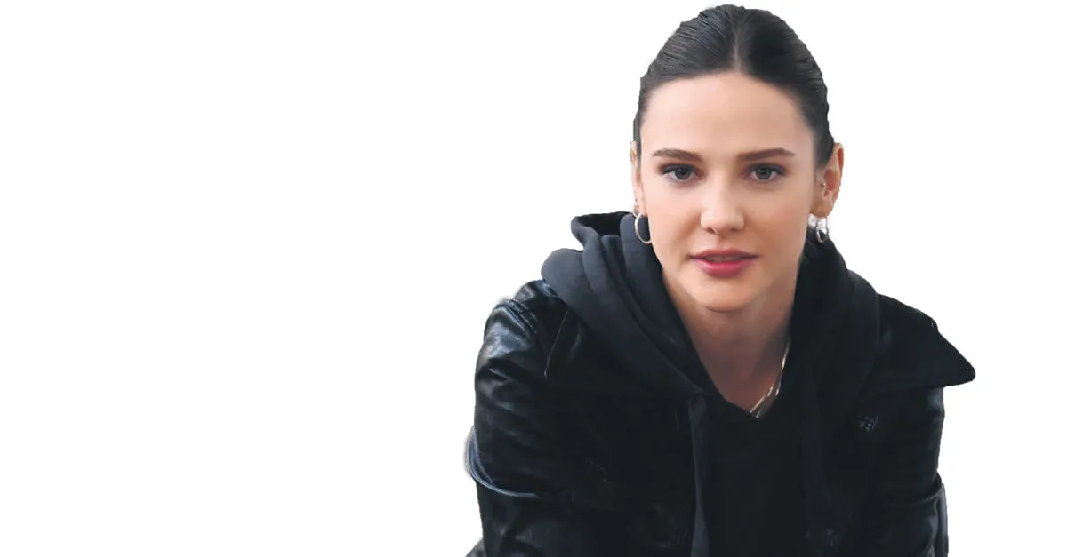 Özgür kız Mahur - Son Dakika Magazin Haberleri