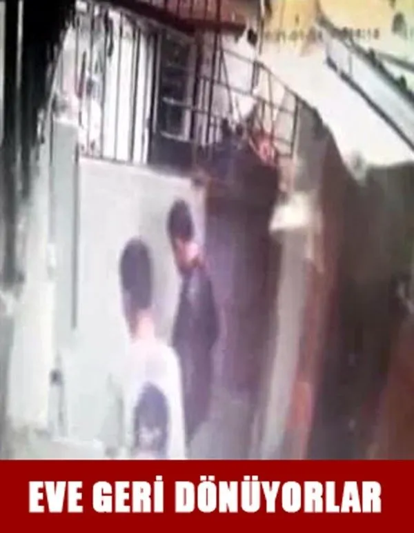 Son dakika: İstanbul'da dehşet! Parkta tanıştığı genci evine davet edip ... Son dakika: İstanbul'da dehşet! Parkta tanıştığı genci evine davet edip ...