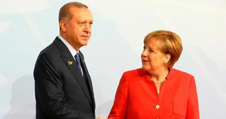 Merkel Erdoğan’dan kopya çekti - Son Dakika Haberler Merkel Erdoğan’dan kopya çekti - Son Dakika Haberler