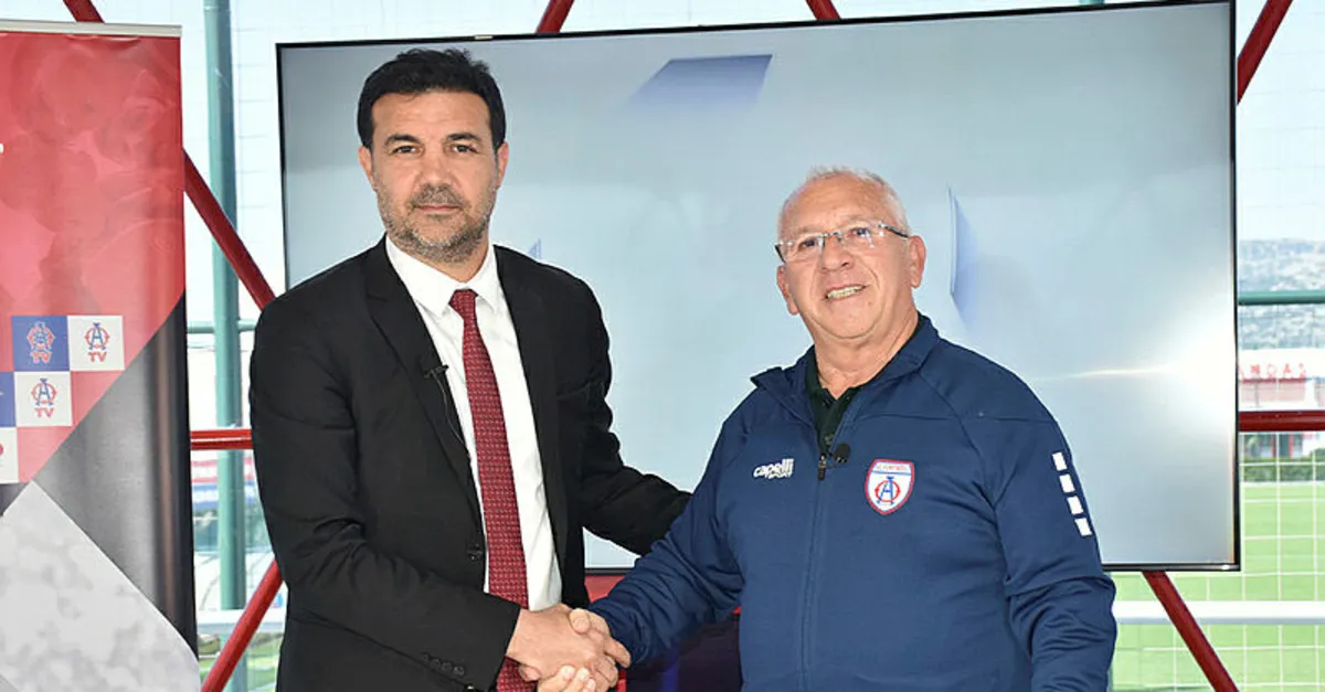 Altınordu'da Hasan Özer dönemi başladı - Son Dakika Spor Haberleri