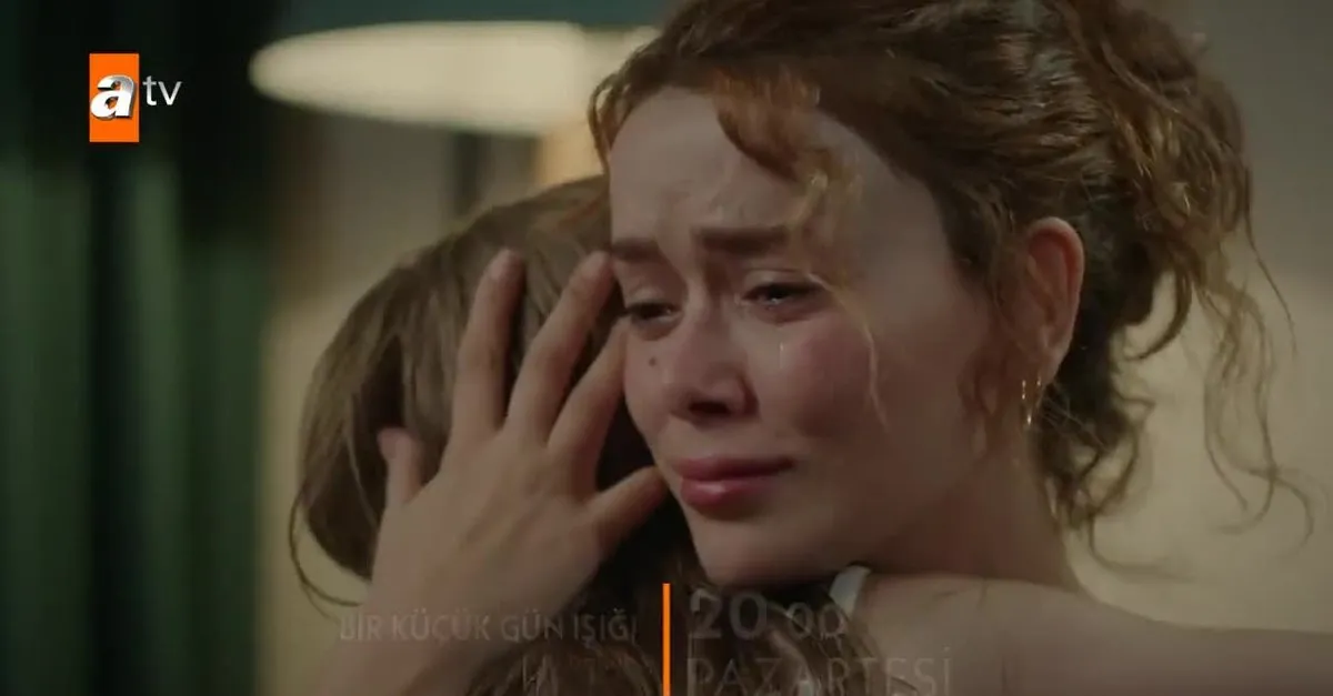 ATV ile Bir Küçük Gün Işığı 4. yeni bölüm fragmanı izle! Bir Küçük Gün ... ATV ile Bir Küçük Gün Işığı 4. yeni bölüm fragmanı izle! Bir Küçük Gün ...