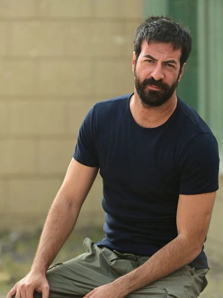 Ben Bu Cihana Sığmazam Onbeşli kimdir? Ben Bu Cihana Sığmazam’ın Cengiz Onbeşli’si İsmail ...