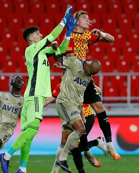 Göztepe-Fenerbahçe maçını spor yazarları değerlendirdi - Galeri - Spor Göztepe-Fenerbahçe maçını spor yazarları değerlendirdi - Galeri - Spor