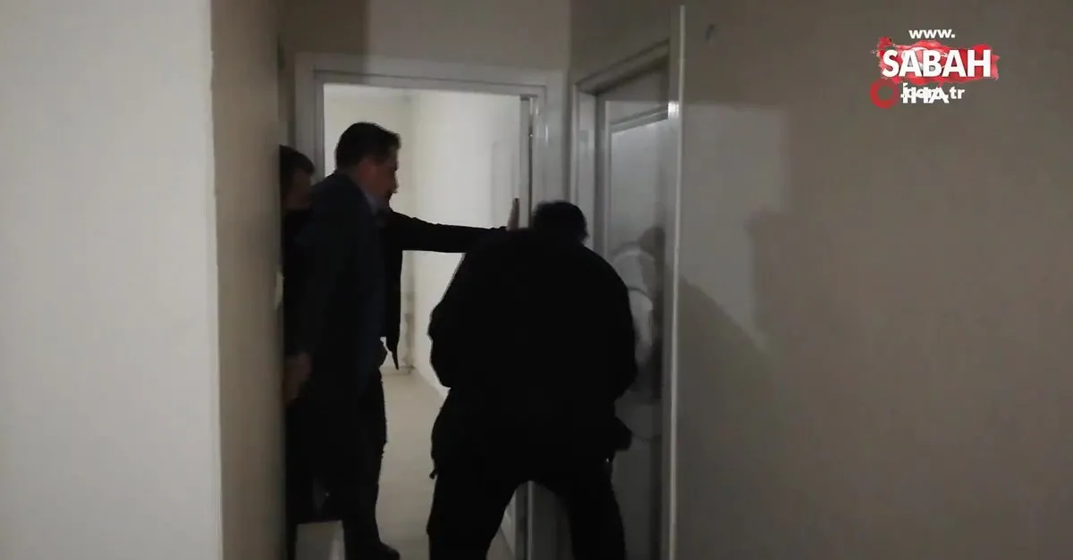 Sevdiği kızla evlenemeyen genç dokuzuncu kattan atlamak istedi | Video ... Sevdiği kızla evlenemeyen genç dokuzuncu kattan atlamak istedi | Video ...