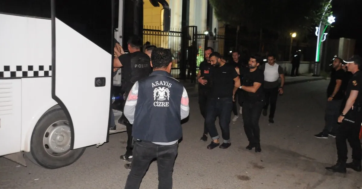 Cizre’de oto galerici cinayetine 3 tutuklama - Yaşam Haberleri Cizre’de oto galerici cinayetine 3 tutuklama - Yaşam Haberleri