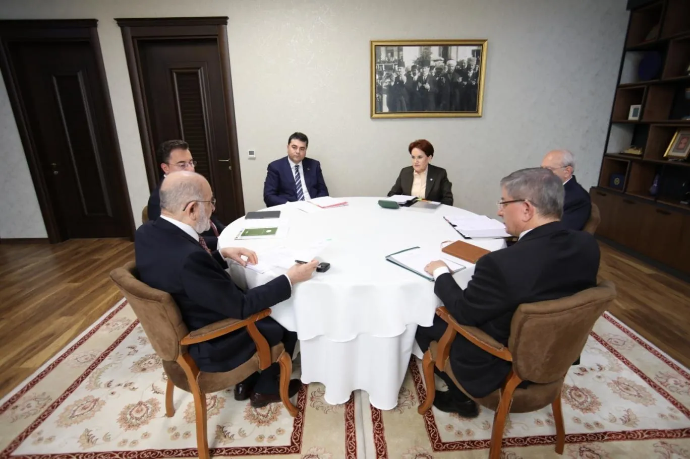 7 Haziran'ı hatırla: Tekrar istikrarı seçme fırsatımız var! Bunu ...