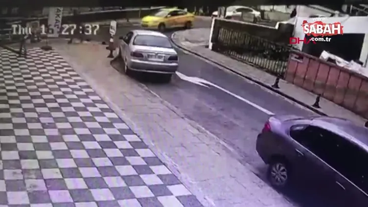 Pendik'te tapu dairesi önünde kapkaç! videosunu izle | Son Dakika Haberleri