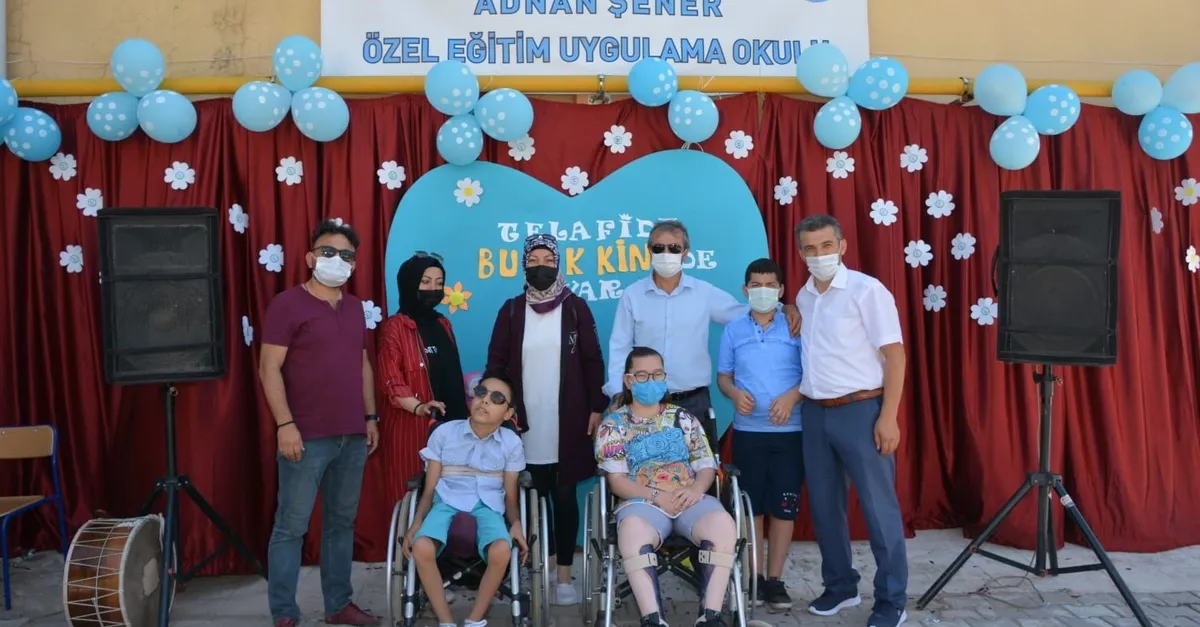 Burak King, özel öğrencilerle buluştu - Yaşam Haberleri