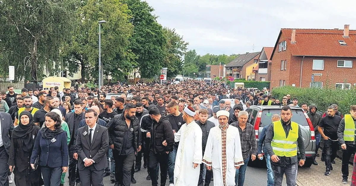 Can ve Daim son yolculuğa uğurlandı - Avrupa Haberleri