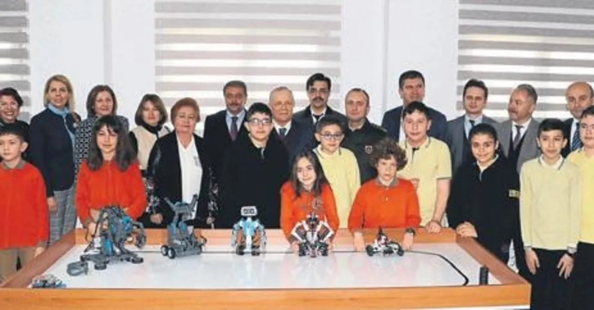 Ortaokula yazılım ve tasarım atölyesi - Akdeniz Haberleri Ortaokula yazılım ve tasarım atölyesi - Akdeniz Haberleri
