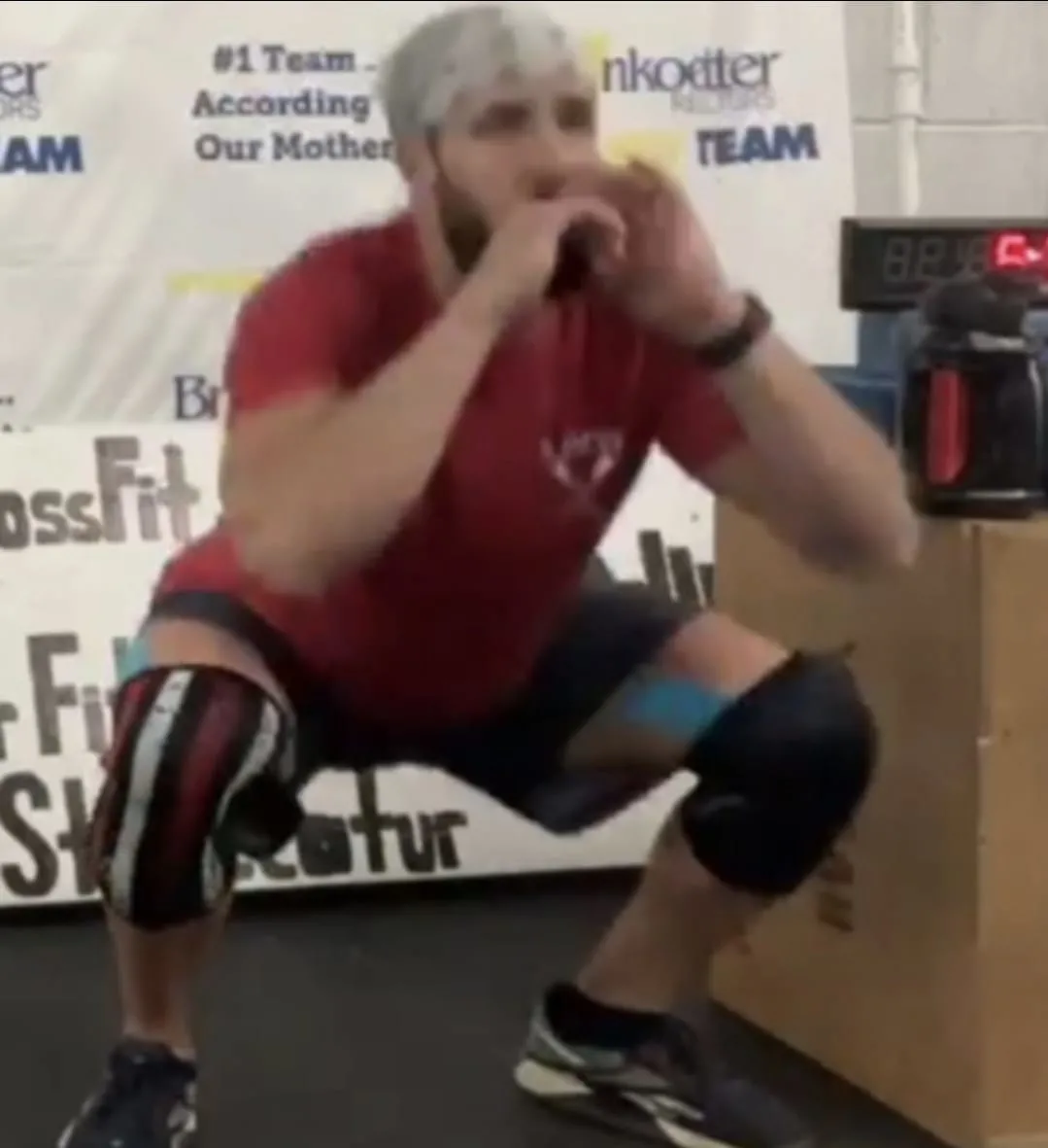 24 saatte 26.000'den fazla squat yaptı! Dünya rekorunun sahibi adam ...