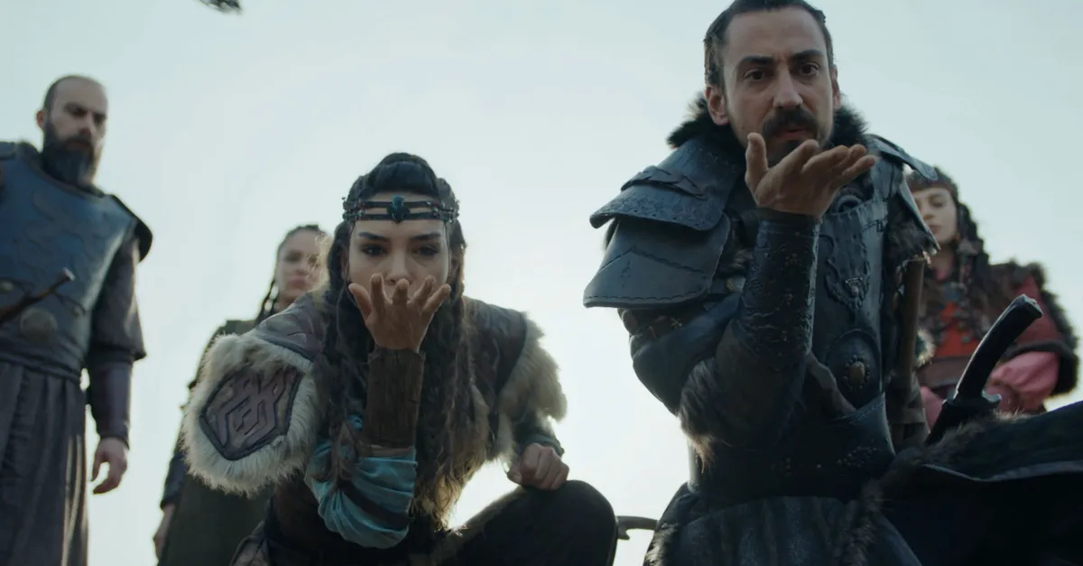 Destan'da Batuga dağ tahtına oturuyor - Son Dakika Magazin Haberleri