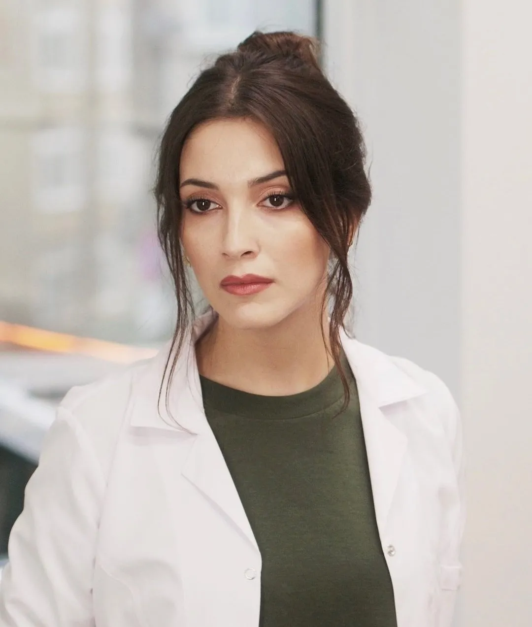 YALI ÇAPKINI TALİH KİMDİR? Star TV Yalı Çapkını’nın Talih’i Cemre ...