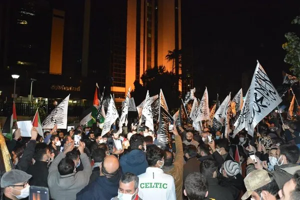 İsrail İstanbul Başkonsolosluğu önünde İsrail terörüne protesto - Son ... İsrail İstanbul Başkonsolosluğu önünde İsrail terörüne protesto - Son ...