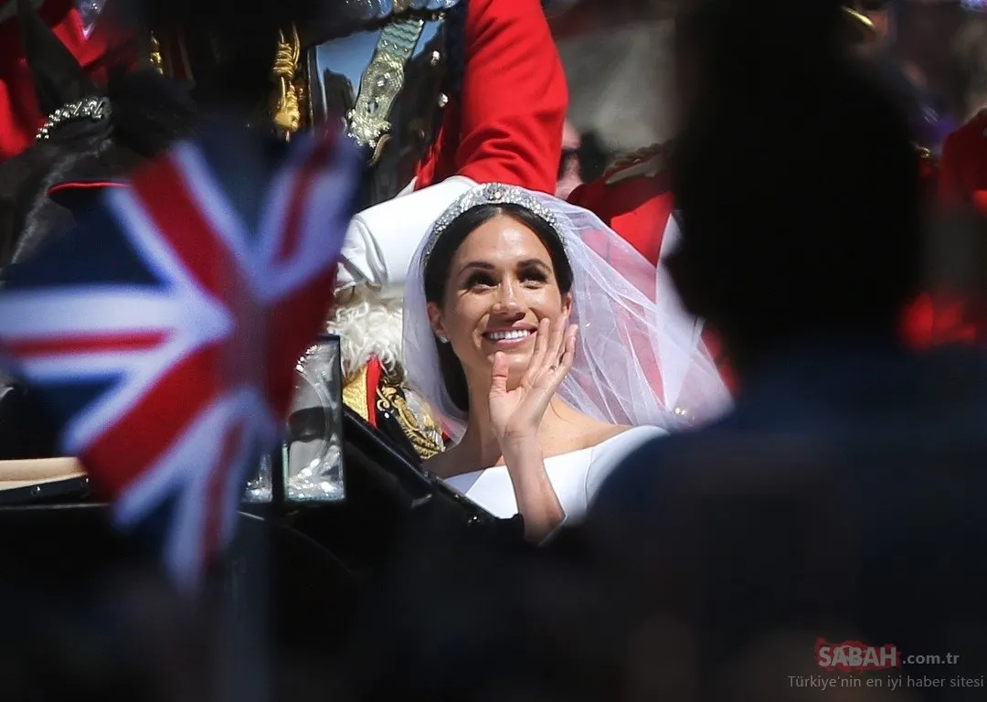 Meghan görünce 'Aman Tanrım' diye bağırmıştı... Bakın o kadın kim çıktı ... Meghan görünce 'Aman Tanrım' diye bağırmıştı... Bakın o kadın kim çıktı ...